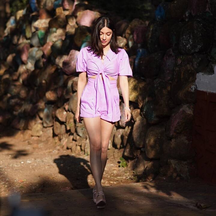 PICS: Divya Khosla Kumar Looks Radiant On The Sets Of Her Upcoming Film ...