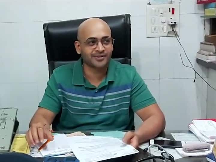Dr. Shripal Jain who uninterrupted service during the Corona period in ...