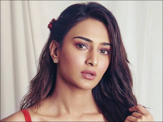 Erica Fernandes