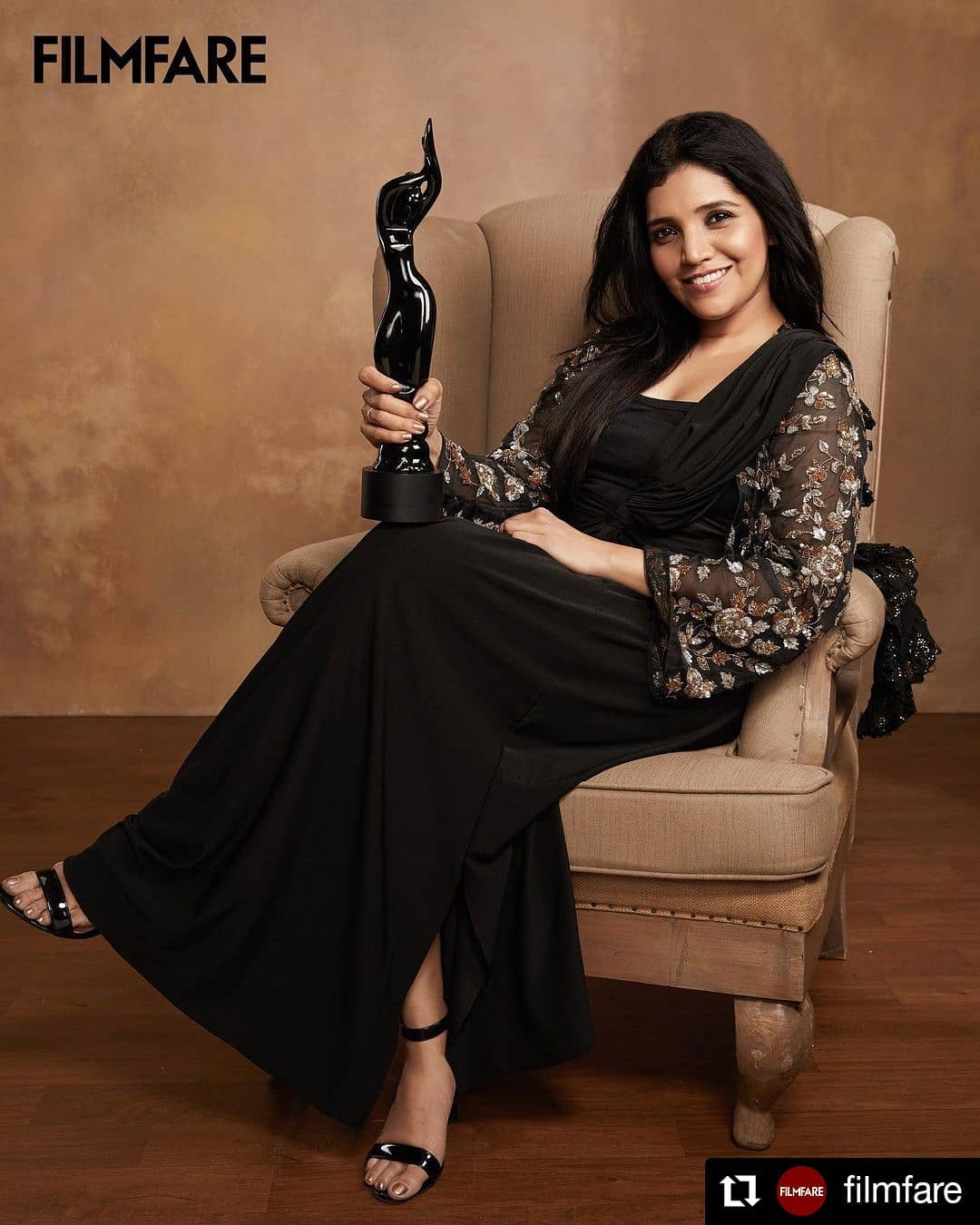 Mukta Barve In Zee Marathi Awards 2022