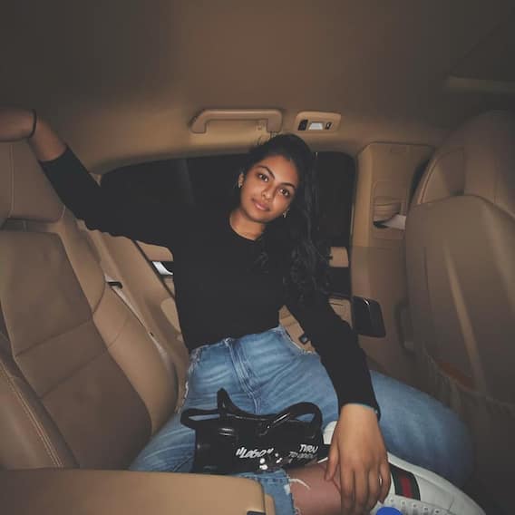 Shilpa Shirodkar Turns Emotional As Daughter Anoushka Ranjit Graduates ...