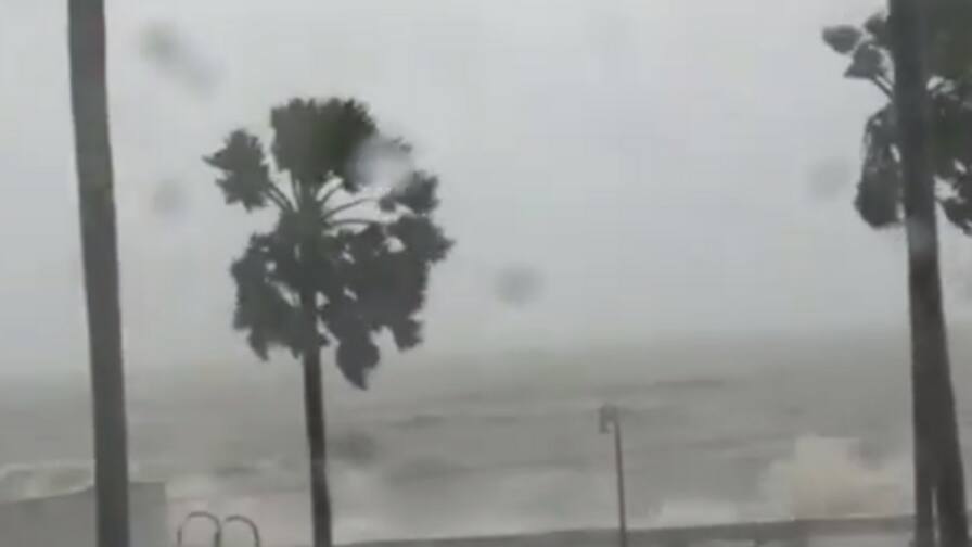 Cyclone Yaas turns 'ugly', creates destruction everywhere | Digha ...