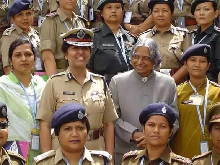 The story of female IPS officers to be known in India | கிரண்பேடி ...