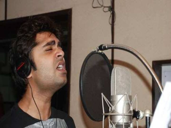 sounds good update for simbu fans and here simbu turned as singer in ...