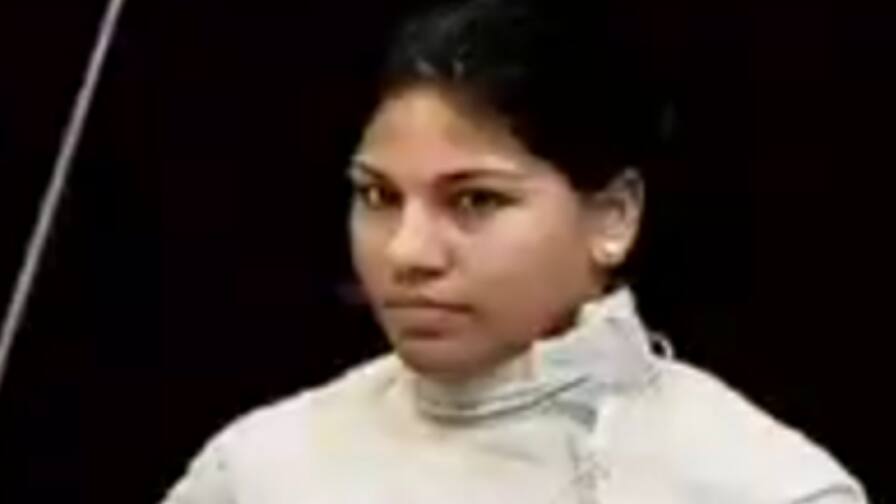 Tokyo Olympics Bhawani Devi wins first round in fencing | Tokyo ...