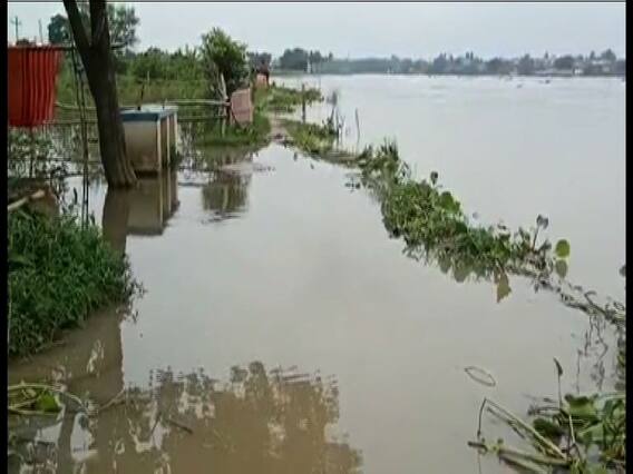 West Bengal Flood IMD Alerts Many Districts Still Inundated NDRF Rescue ...