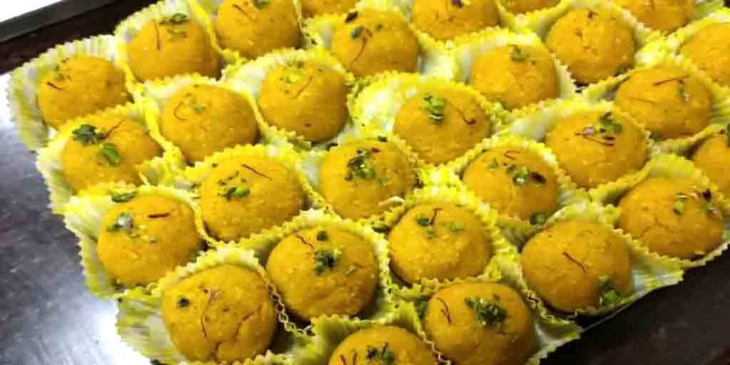Howrah: salkia sweet shop made ganesh chaturthi special sweets for ...