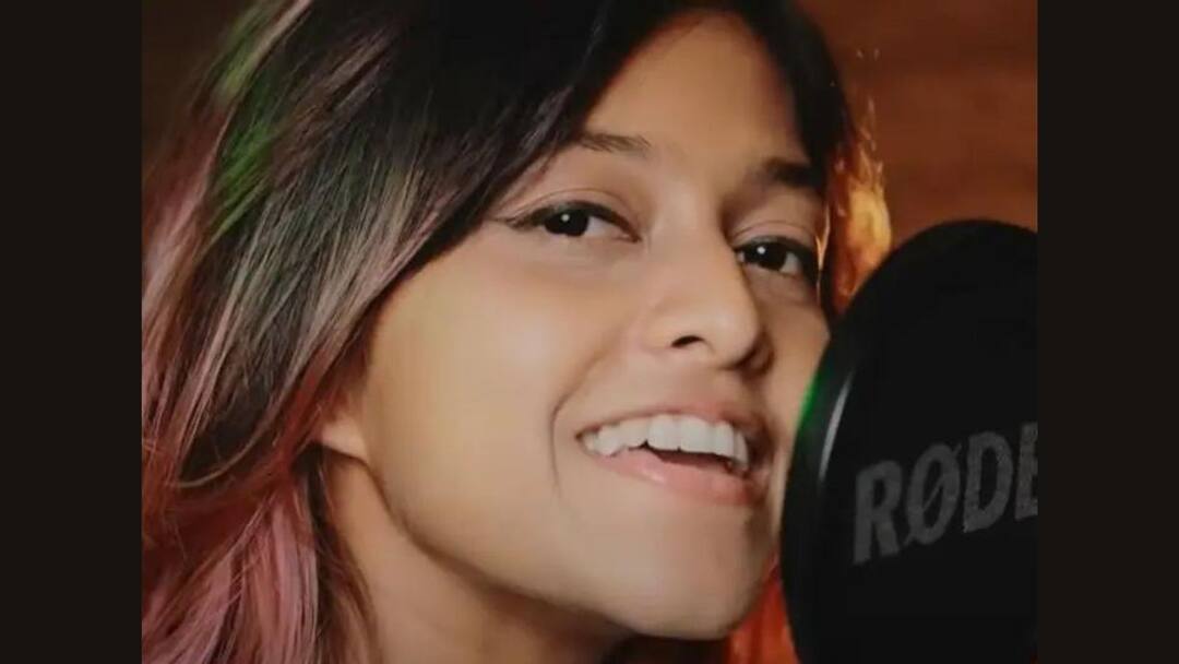 Sri Lankan Singing Sensation Yohani All Set to Perform Her Viral Song ...