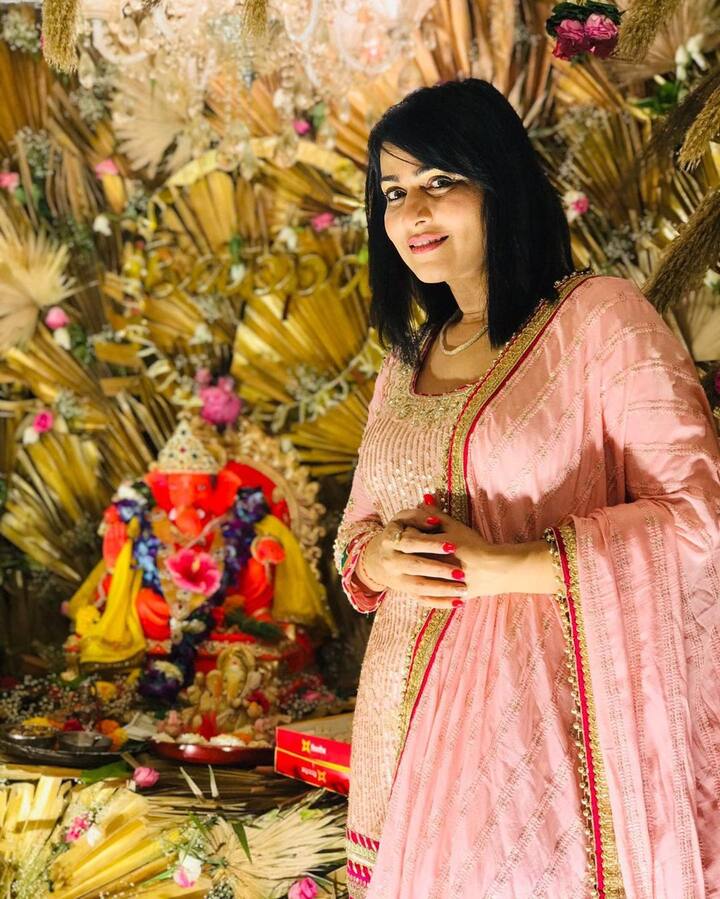 Bhojpuri actress pakhi Hegde latest instagram photos traditional looks ...