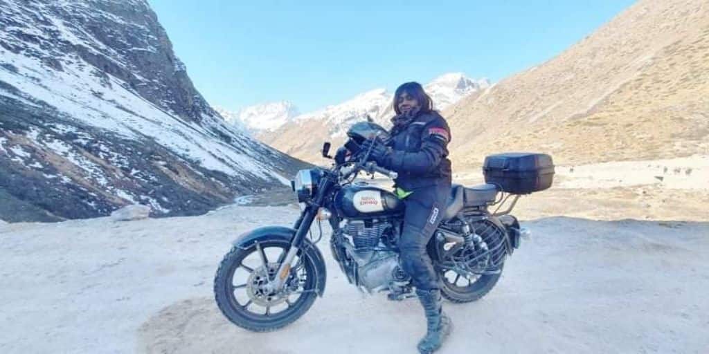 Kolkata: Bengali female doctor riding 18 thousand feet on the bike ...