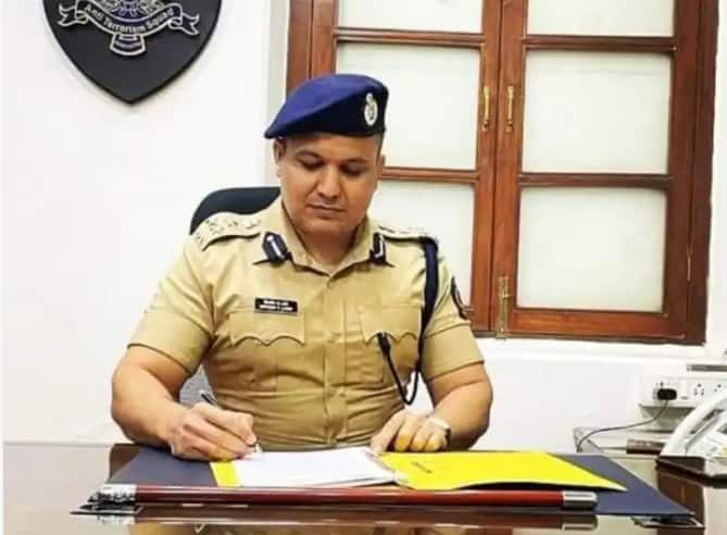 After Earning A Name In Mumbai Super Cop Shivdeep Lande Is Returning To ...
