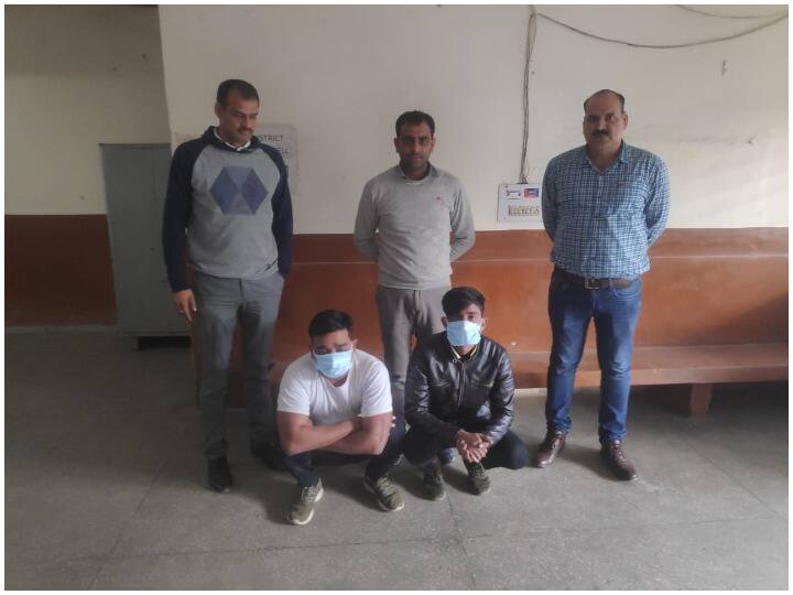 delhi cyber cell busted a cyber gang who was running their gang within ...
