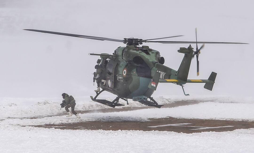 In Photos: Armed Forces hold heliborne exercise in Kashmir mountains ...