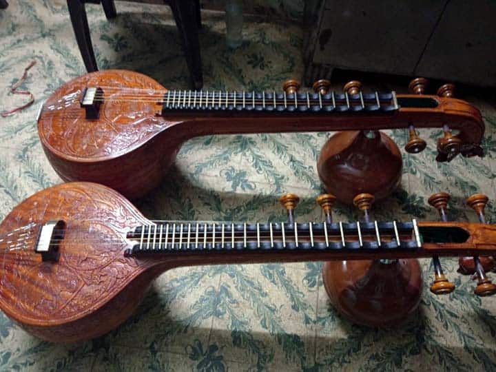 The legendary history of Classical instrument veena | தஞ்சாவூரை தாயகமாக ...