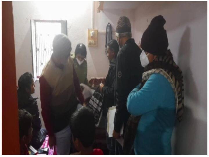 Rewa EOW Raid Time Keeper of PWD house Raid disproportionate assets 1 crore ANN | Rewa EOW Raid ...