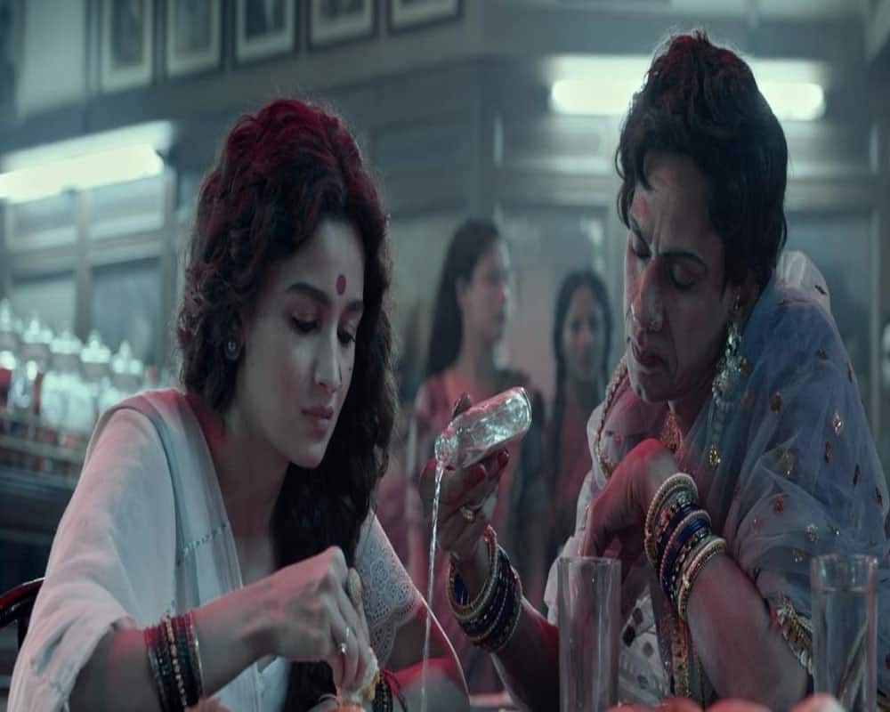 Alia Bhatt starrer Gangubai Kathiawadi’s Dholida Song released ...