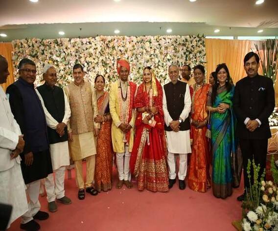Noida Sushil Kumar Modi Younger Son Akshay And Swati Ghildiyal Wedding ...