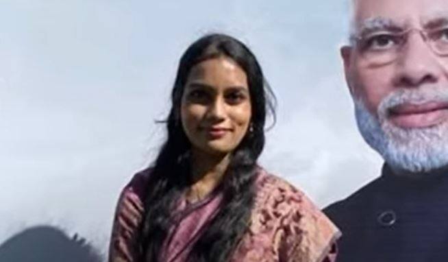 Success Story of IAS officer Neha, who quits her job to became an ias ...