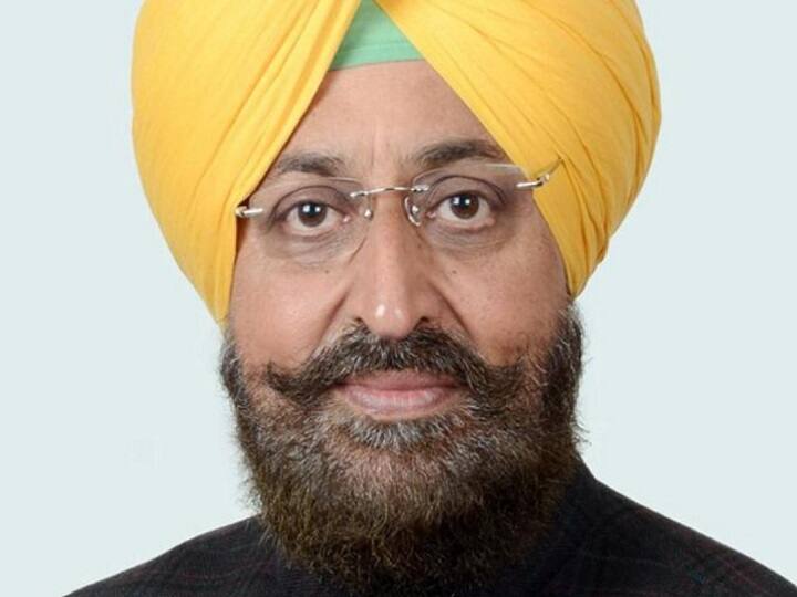 Pratap Singj Bajwa lashes out on Bhagwant mann for the announcement related to Bhagat Singh ...