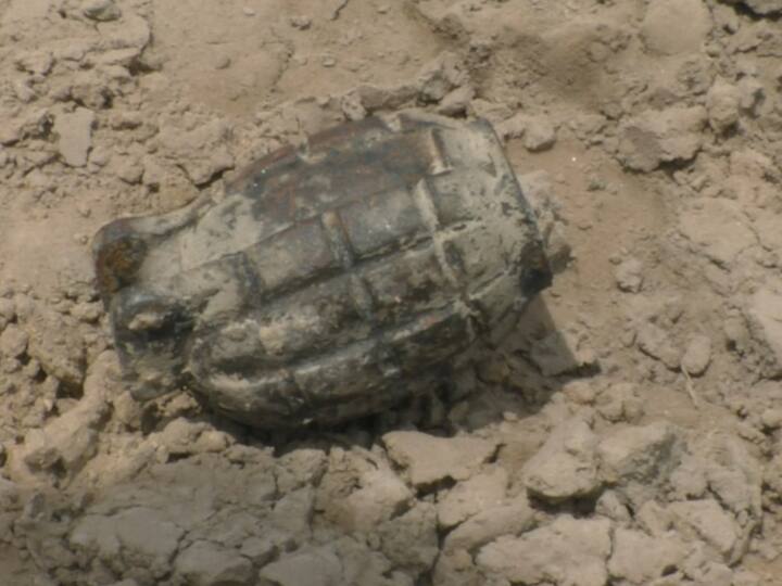 Hand Granite Bomb find near Budaun road in Bareilly and police ...