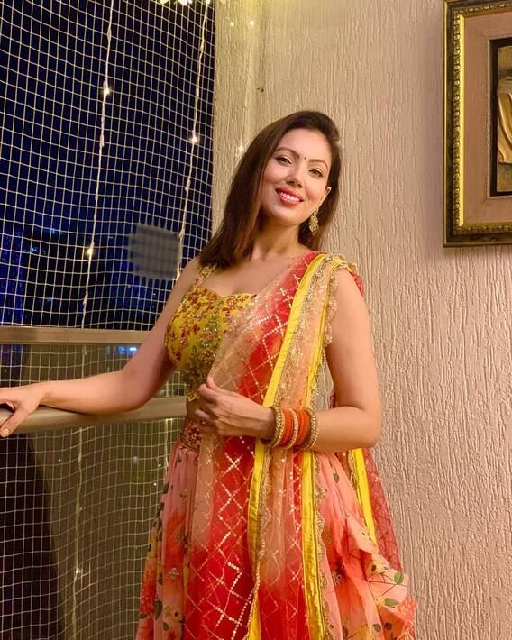 Munmun Looks Great In Every Style From Saree To Lehenga! | Munmun Datta ...