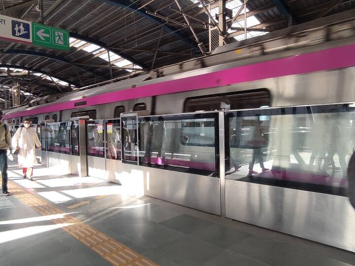 Delhi News Increase in the number of passengers traveling by metro ANN ...