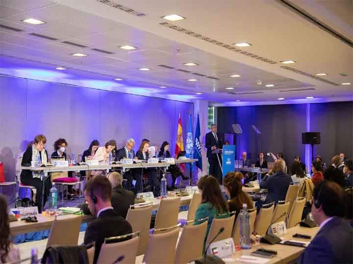 India seals the deal in WTO164 WTO countries sign agreement India leads first big deal in nine ...