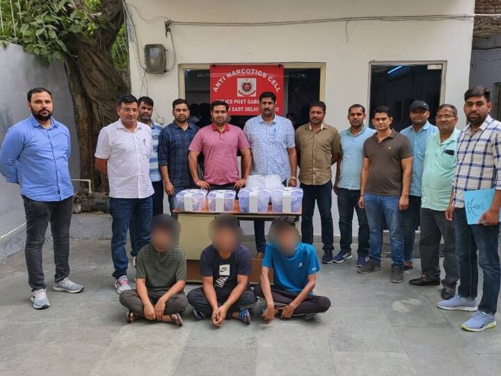 Police Arrested Three Nepali Drug Smugglers With 15 Kg Charas In Delhi