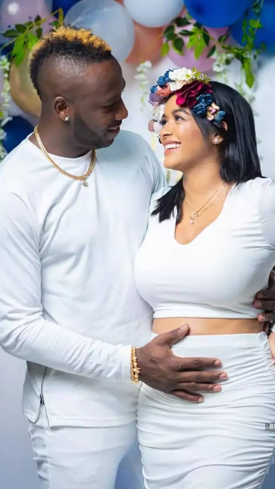 बेहद हॉट हैं आंद्रे रसेल की वाइफ