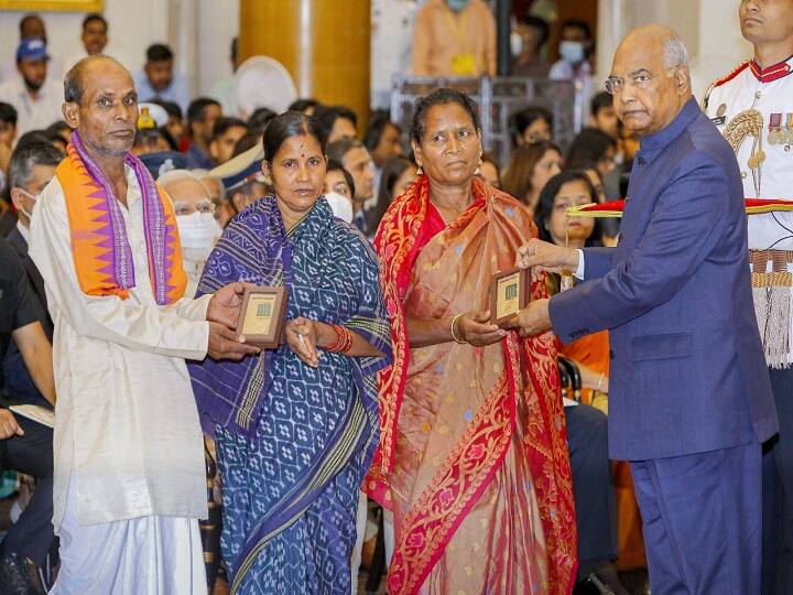 In Pics President Kovind Presents Gallantry Awards At Defence