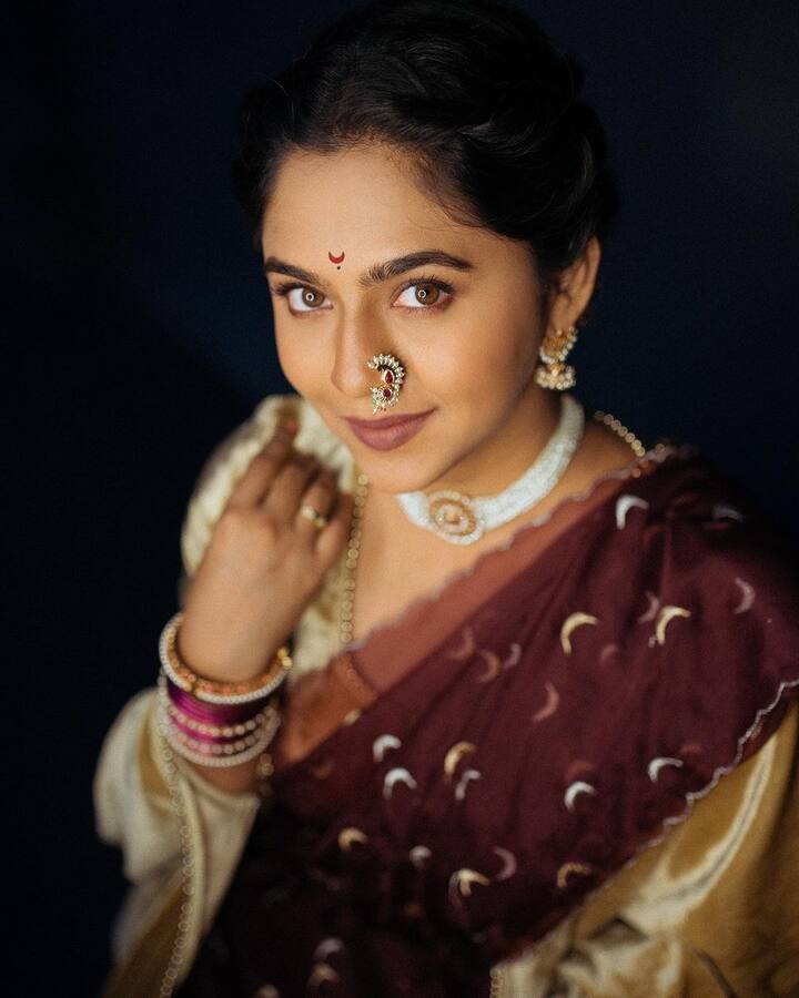 Mrunmayee Deshpande share her photo on social media | Mrunmayee ...