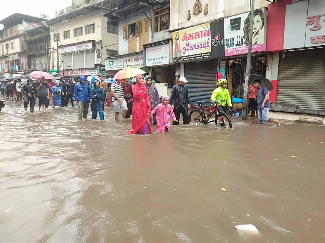 Maharashtra News Nashik News Godavari flood in Nashik caused damage to ...