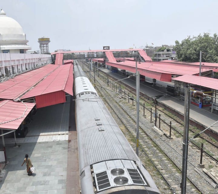 Bihar: Trains To Operate On East Central Railway From 8 PM Today, Check ...