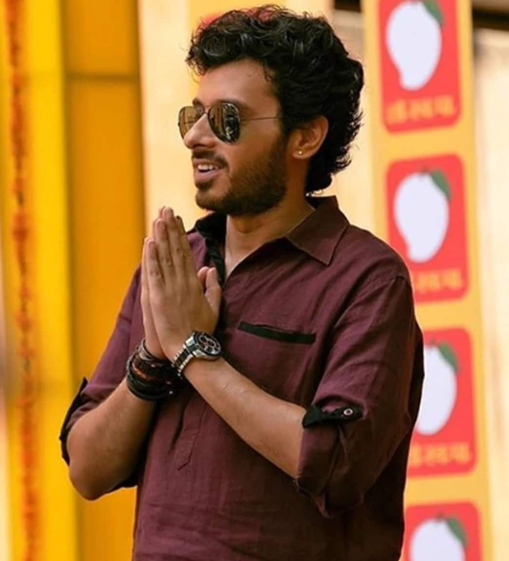 'Mirzapur' Actor, Divyendu Sharma Took 6-7 Years To Confess His Love To ...