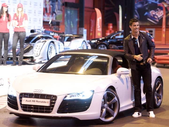 Cristiano Ronaldo Car Accident Bugatti Veyron Supercar Crashes In Spain ...