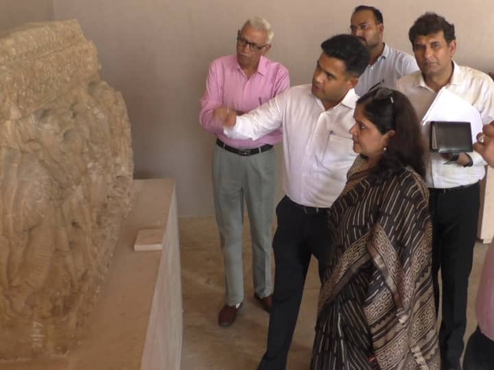Bharatpur tourism department principal secretary Gayatri Rathod found ...