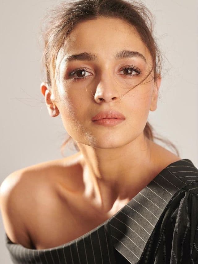 Actresses Donning Minimal Makeup