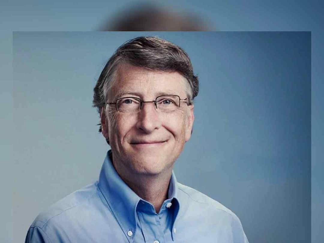 Microsoft founder Bill Gates share his 48 years old Resume on LinkedIn ...