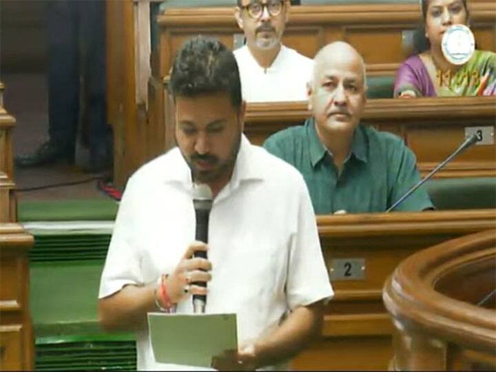 AAP's newly elected MLA from Rajendra Nagar Durgesh Pathak took oath ...