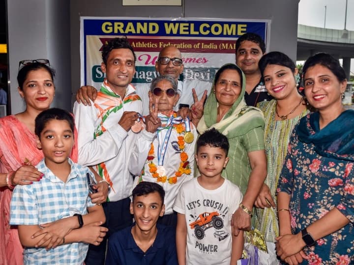 Know Who Is 94 Year Old Athlete Bhagwani Devi Dagar Won Gold And 2
