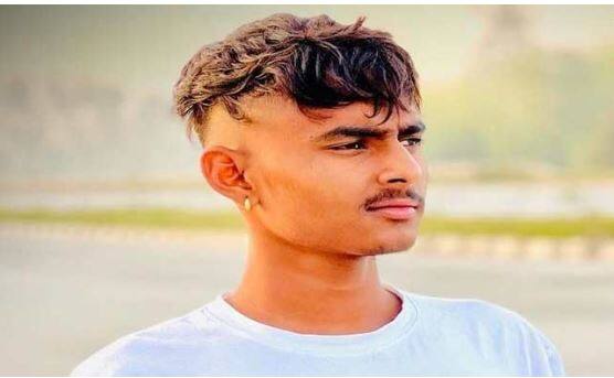 15 year old Shavan Kumar who came to the Ludhiana Civil hospital for ...