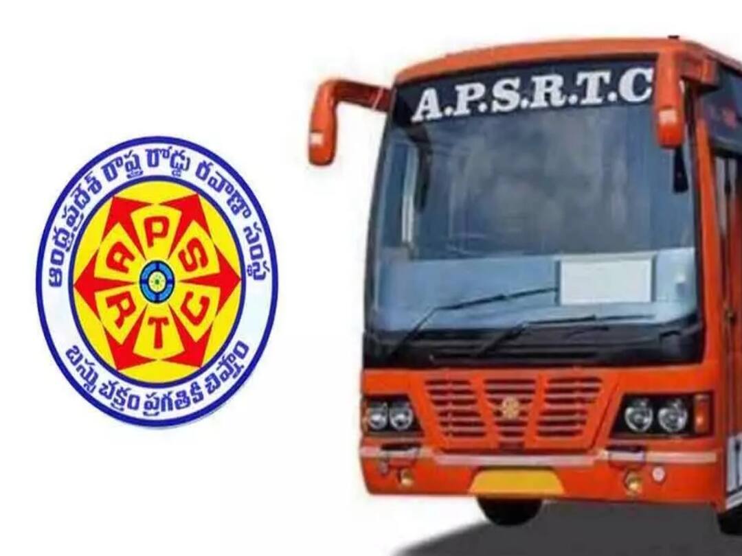 Hyderabad APSRTC got Redbus people choice award MD Dwaraka tirumala rao ...
