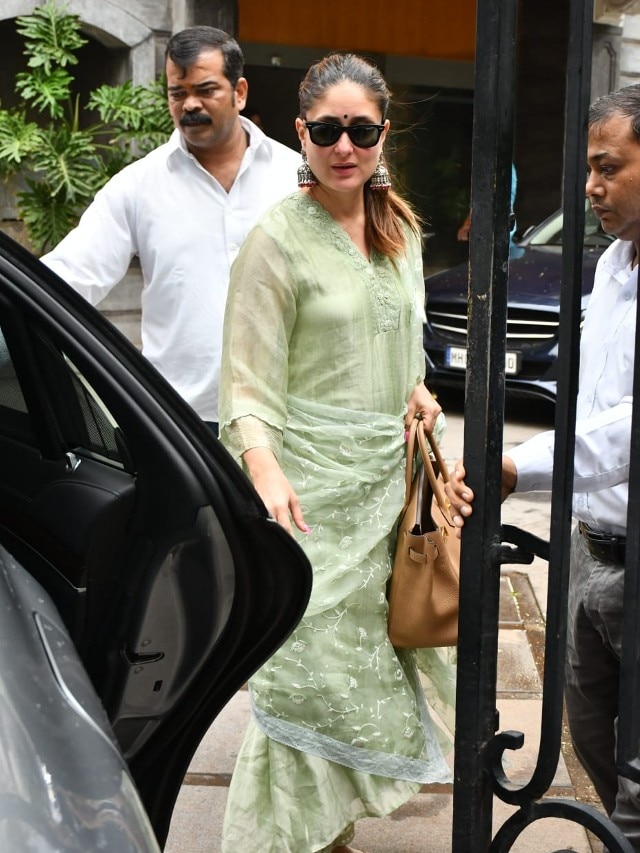 Kareena Kapoor Celebrates Raksha Bandhan With Her Cousins Kareena Kapoor Celebrates Raksha Bandhan With Her Cousins