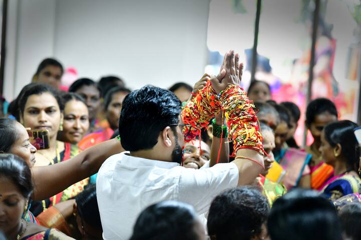 Junnar news Seven thousand sisters present to tie rakhi to NCP MLA Atul ...