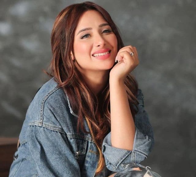 माहिरा शर्माच्या सौंदर्याची जादू