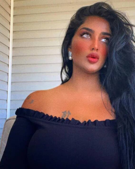 Pakistani Model: muslim actress mathira mohammad is more bold and ...