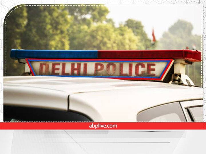 Delhi A Girl Threatening Throw Acid on Face Refusing Marry Police ...