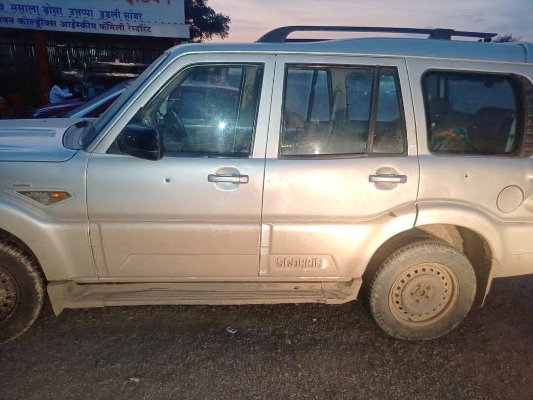 Pune Solapur Highway Three crore 60 lakh rupees were looted from the driver by firing | Crime ...