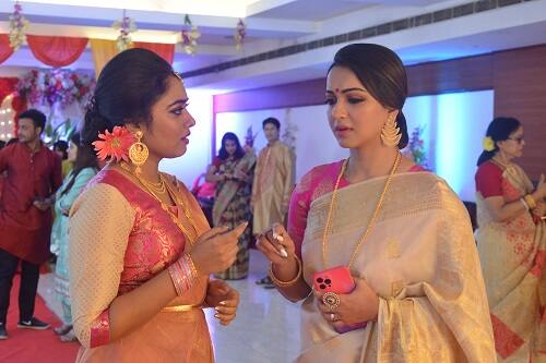Second Phase Shooting Of 'Angshuman MBA' Starts Starring Soham ...