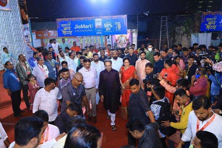 Ganeshotsav Celebration Shiv Sena chief Uddhav Thackeray at Lalbaugcha ... Ganeshotsav Celebration Shiv Sena chief Uddhav Thackeray at Lalbaugcha ...